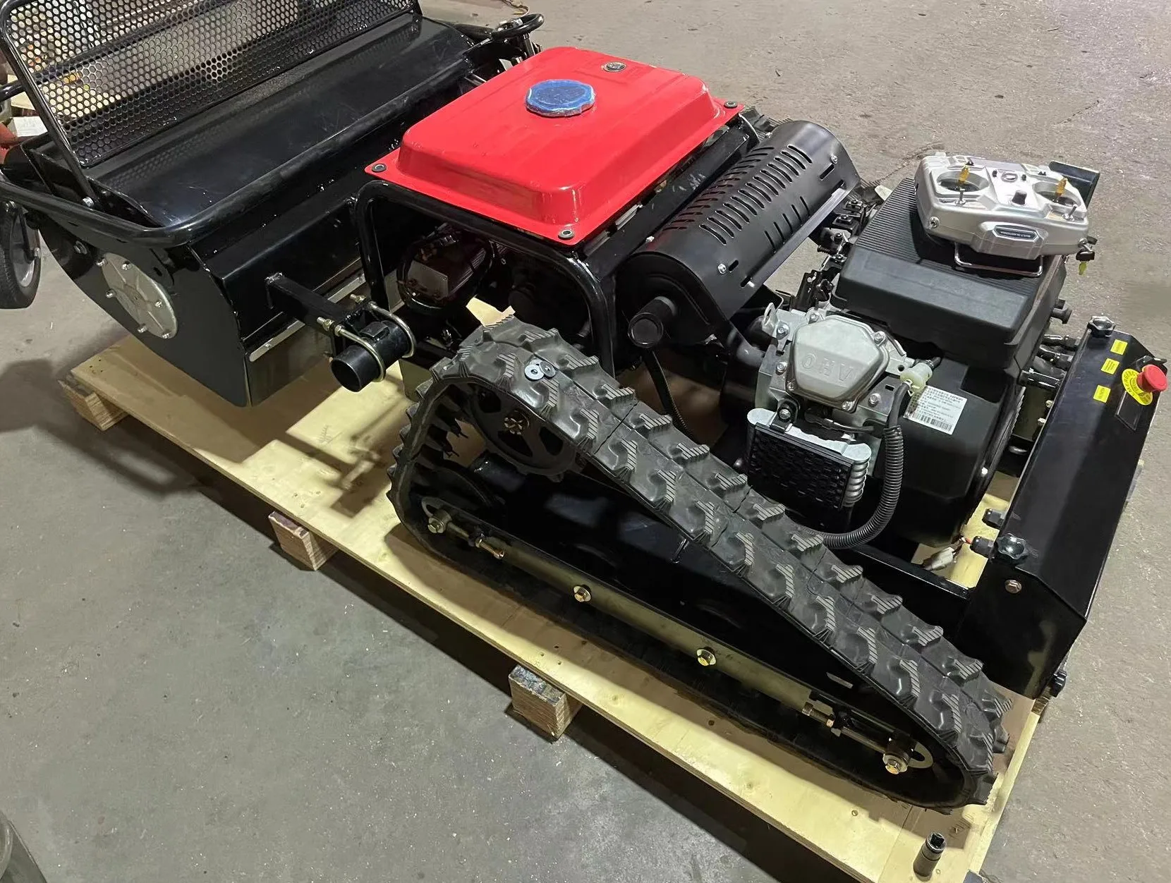 Ucarry Gasoline Epa Euro 5 Engine Crawler Remote Control Lawn Mower ...