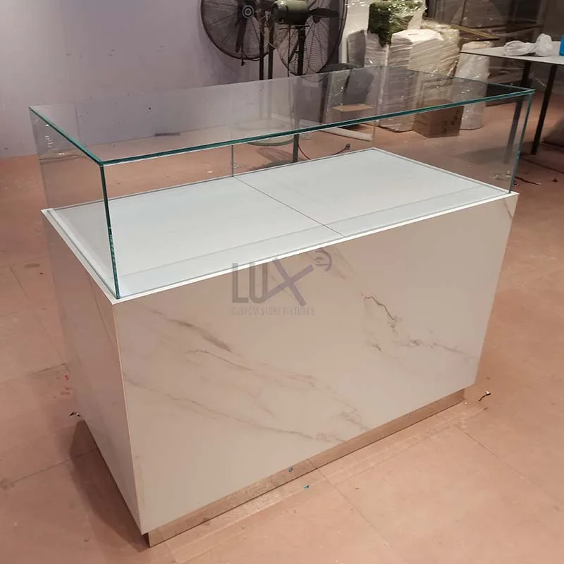 LUX Design Shopping Mall - Elegant Watch Display Cabinets