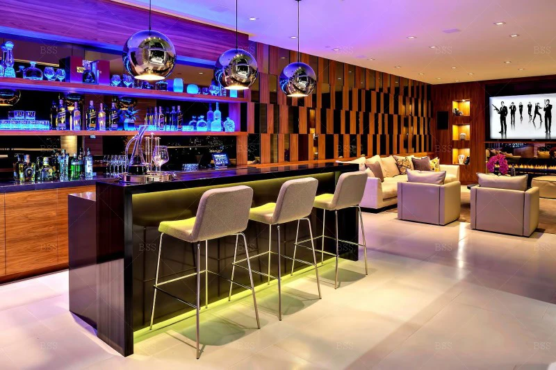 Stylish Bar Counter - Durable Black Marble for Modern Villa