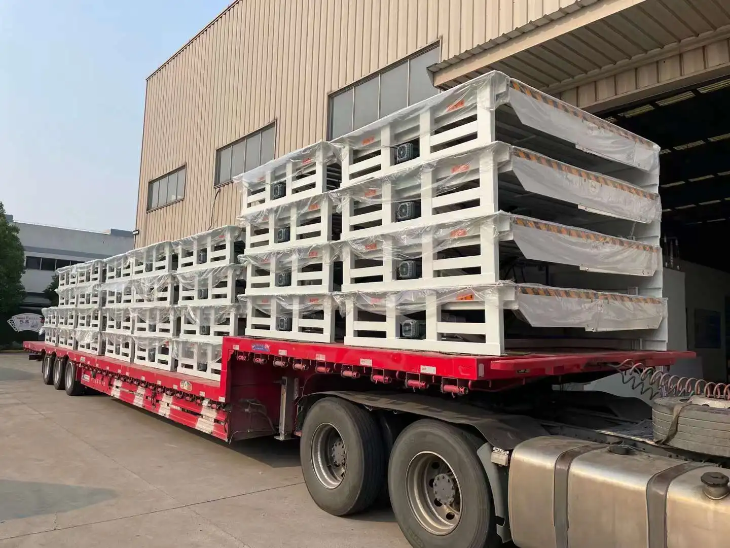 Telescopic Electric Dock Leveler - Bigger Reach & Efficiency