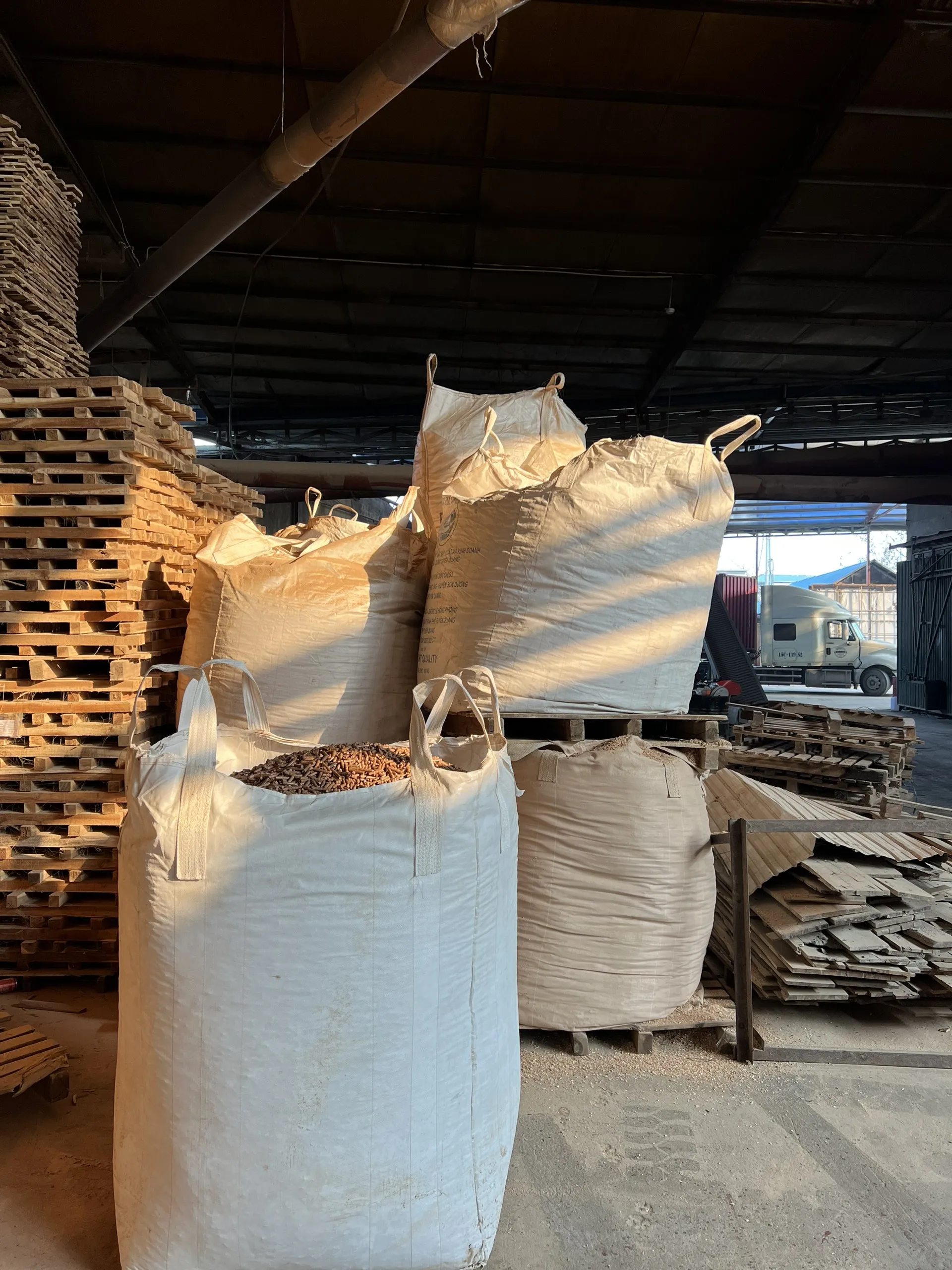 Best Product Wood Pellets For Sale Industrial Fuel Wood Pellet ...