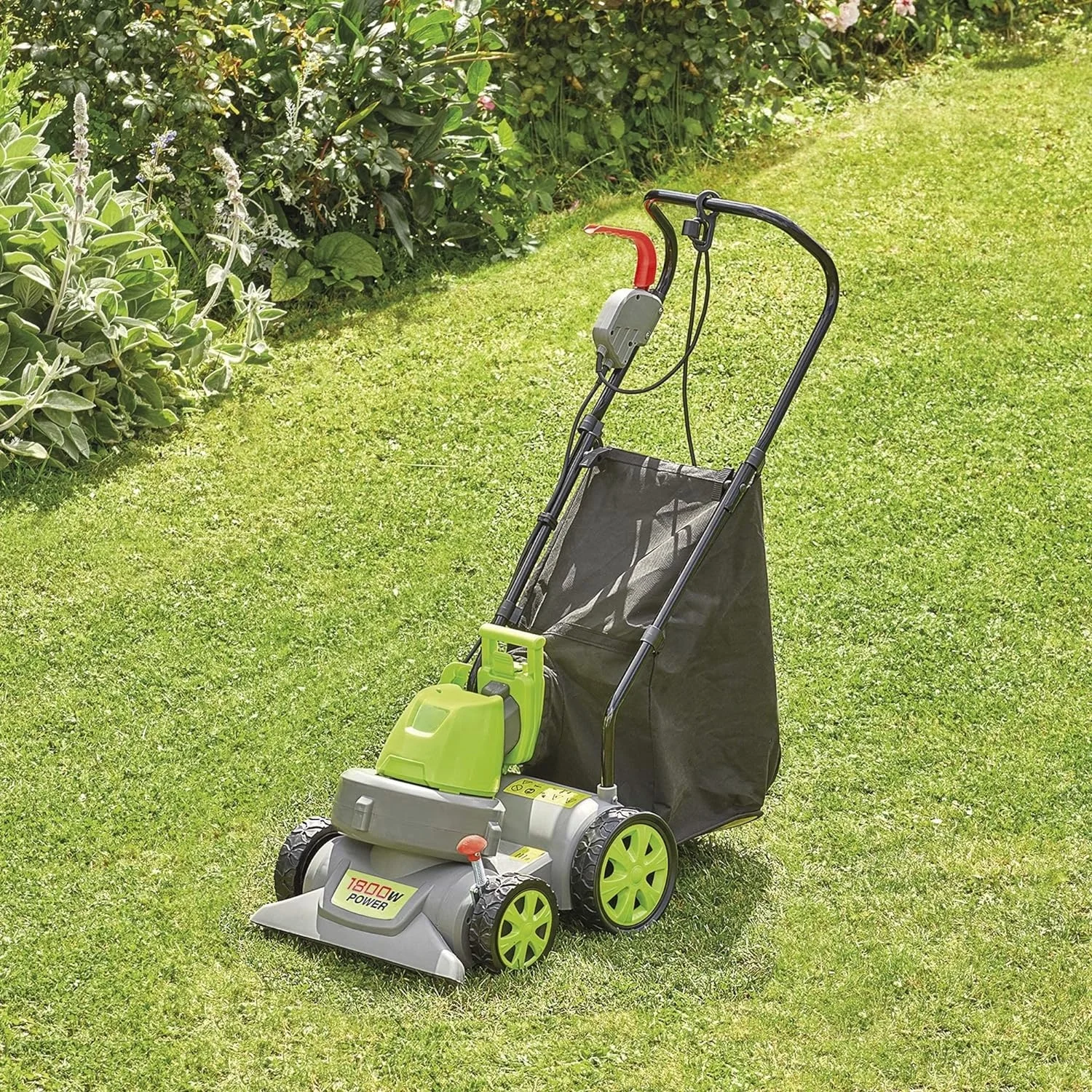 3-in-1 Artificial Grass & Leaf Sweeper Vacuum Machine