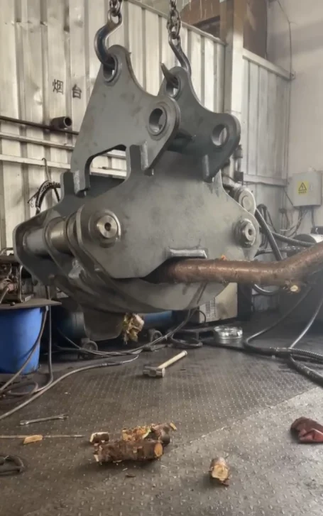 Hydraulic Tree Shear - Efficient Wood Cutter for Excavators