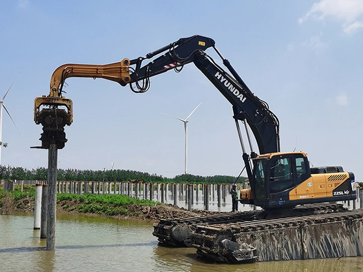 Hydraulic Sheet Pile Driver Offer Rapid and Efficient Pile Driving 24ft ...