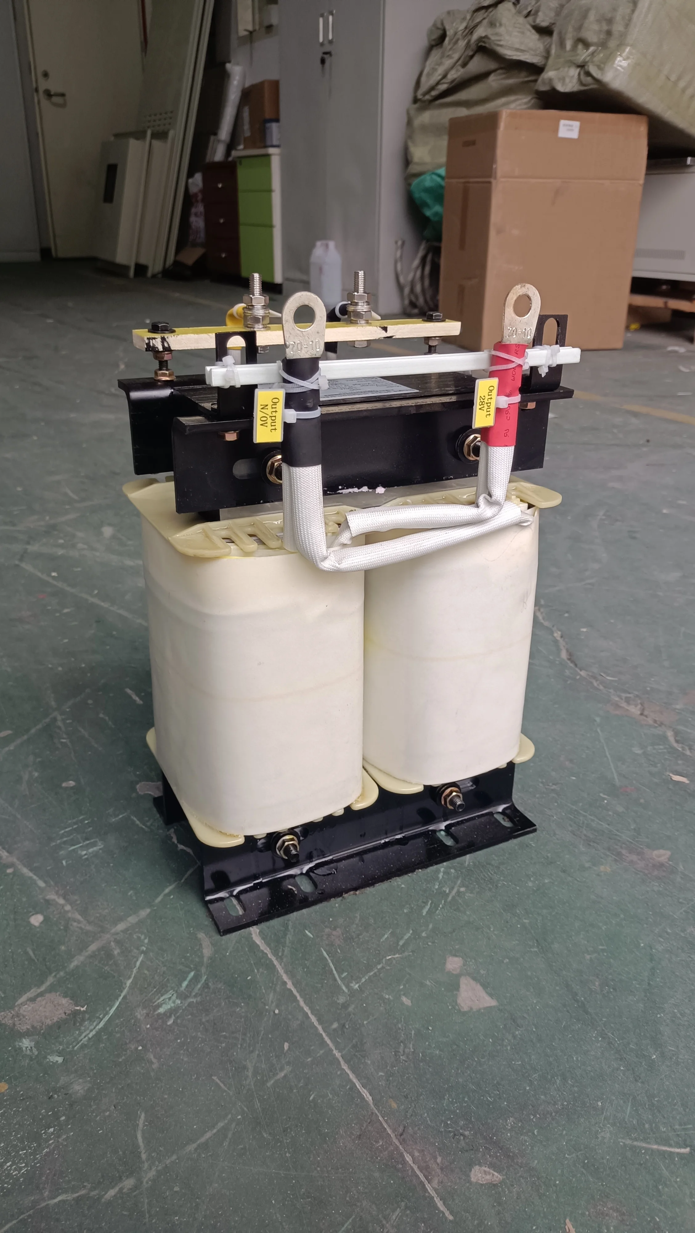 Dry Type 5600VA Single Phase Power Transformer for 250V to 28V