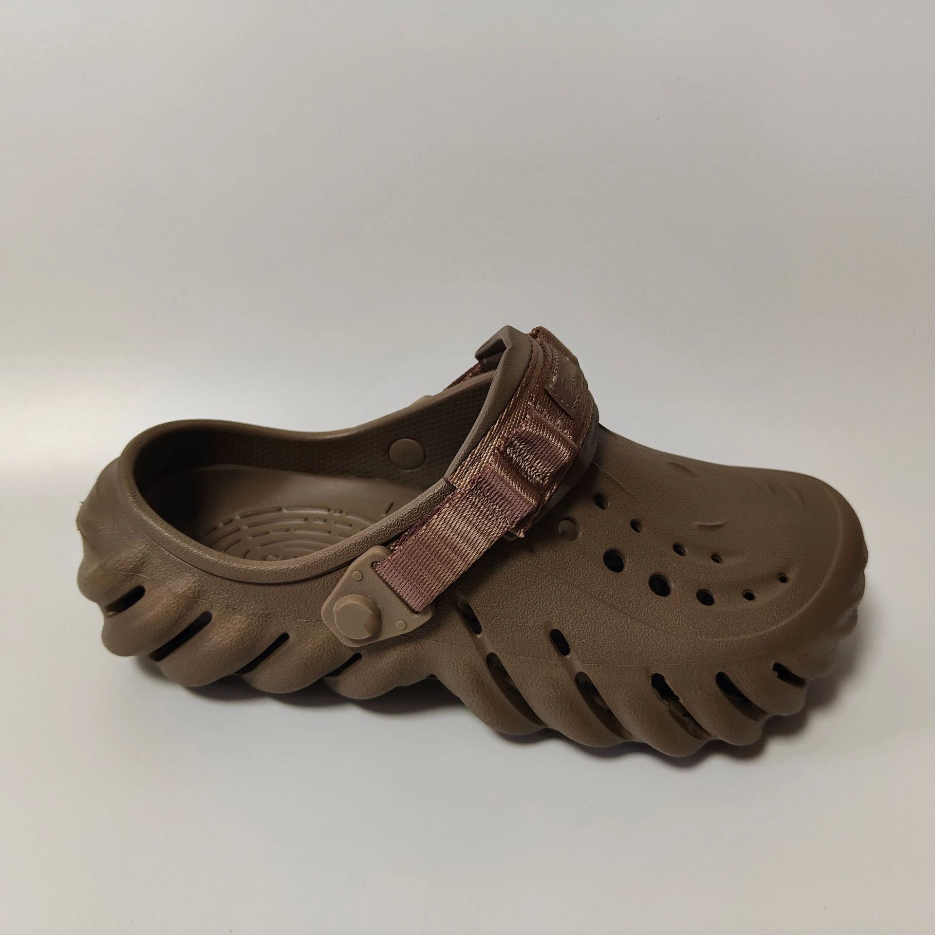 2023 New Design Wholesale High Quality Custom Eva Clog Shoes Beach ...