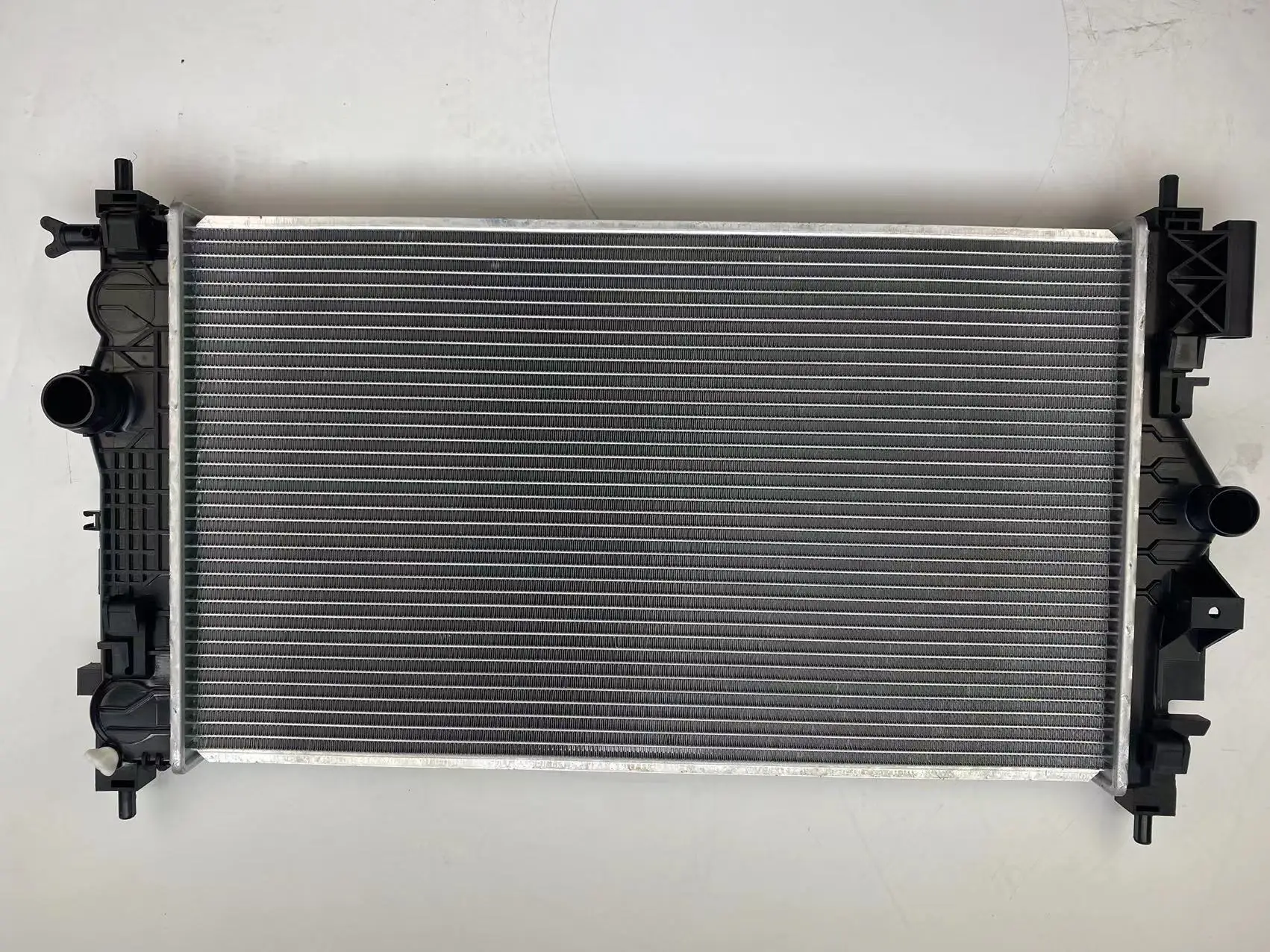 Auto Radiator Car Radiator Plastic Aluminum ,mechanical Crafts for Opel ...