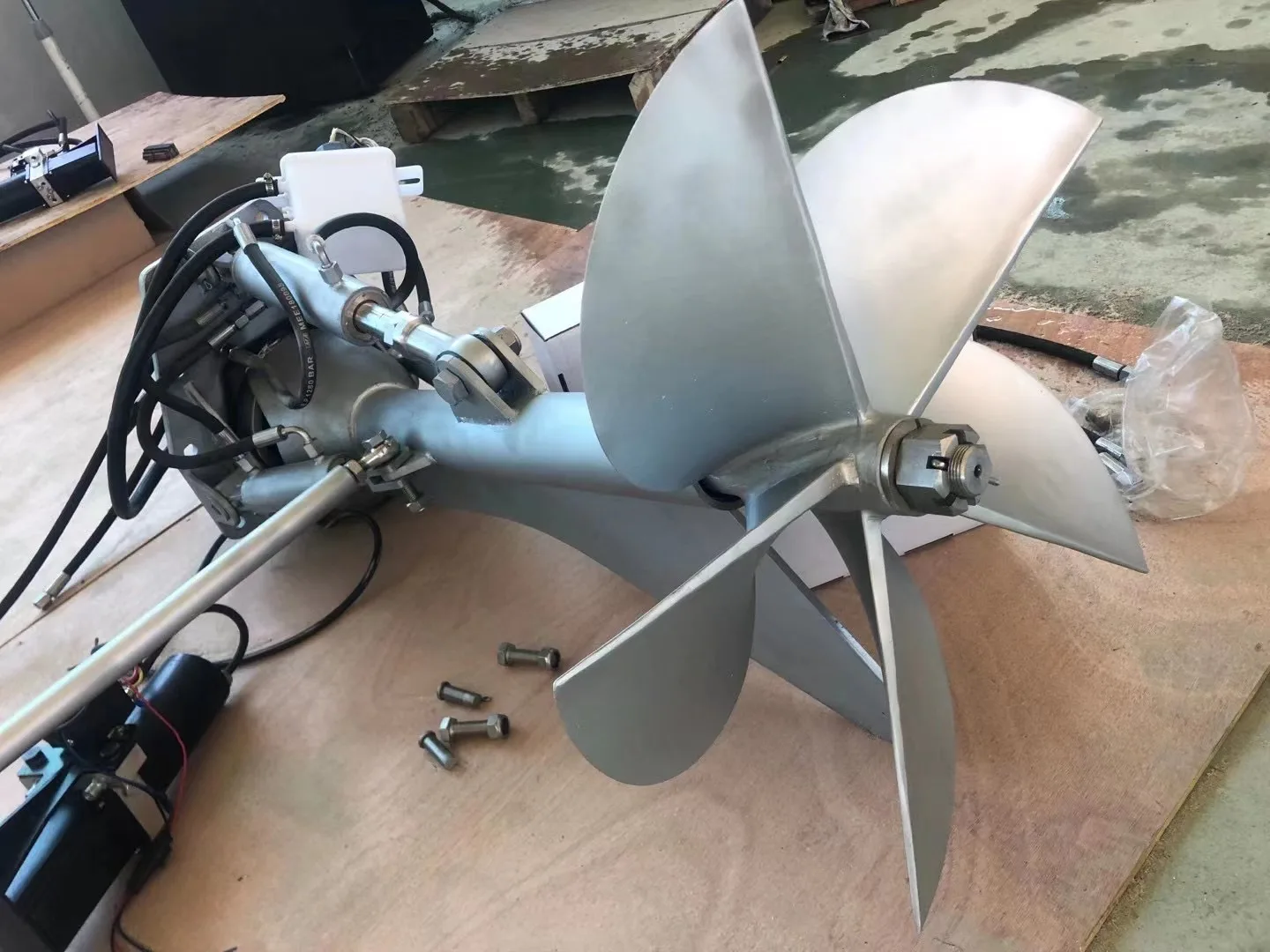 Stainless Steel 5 Blade Propellers - Efficient Marine Drive