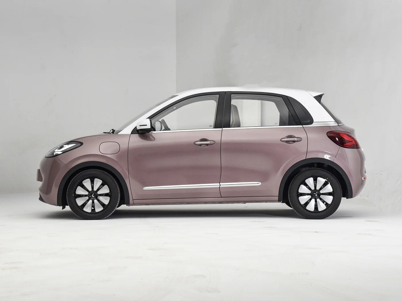 Ev Car Wuling Bingo Pure Electric Auto Long Life Battery New Energy ...