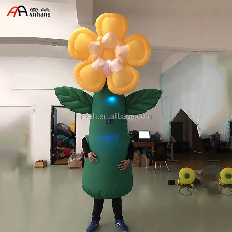 Giant Pink Inflatable Radio Model - Perfect for Box Party Gonflable