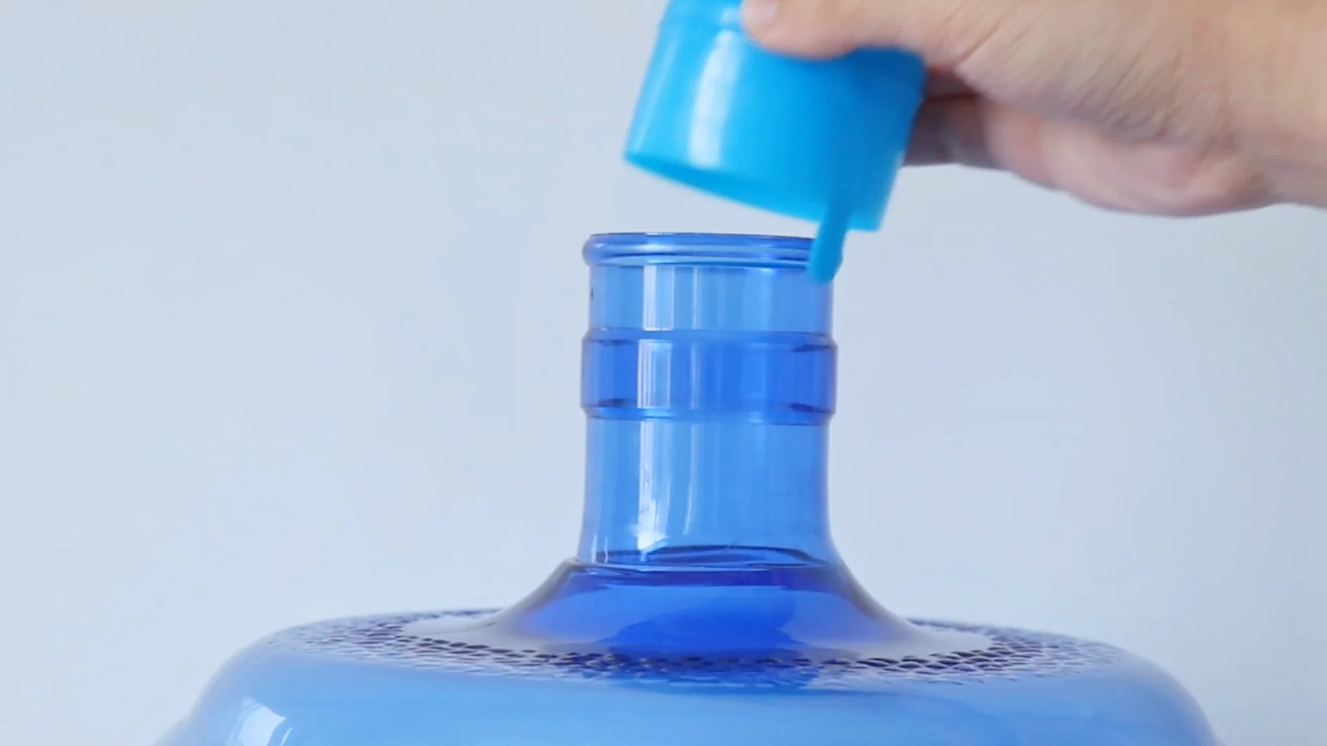 Non-spill Plastic Cap Cover 5 Gallon 20 Liter Mineral Water Bottle Caps ...