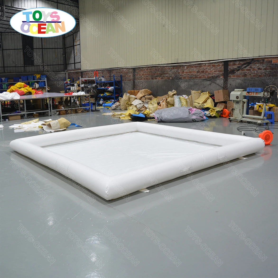 Kids Bumper Car Arena Inflatable Perimeter Inflatable Bumper Car Venue ...