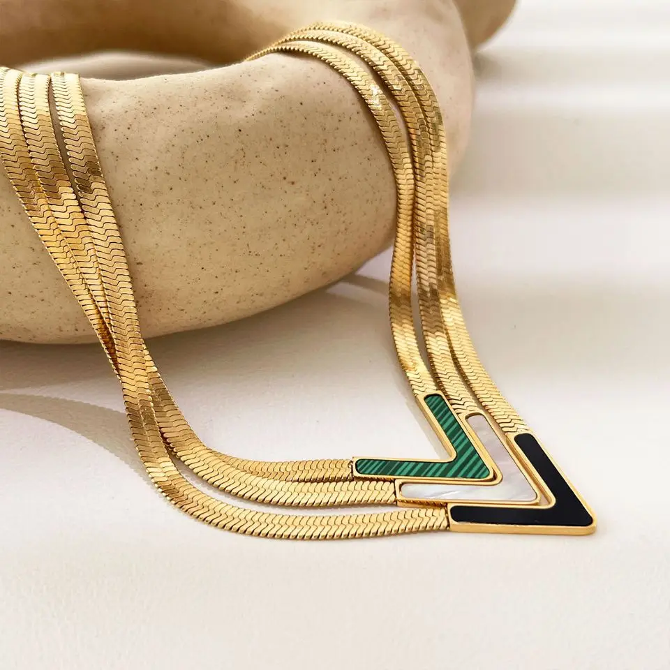 Women's Jewelry Wholesale PVD Electroplated 18K Gold Flat Snakebone ...