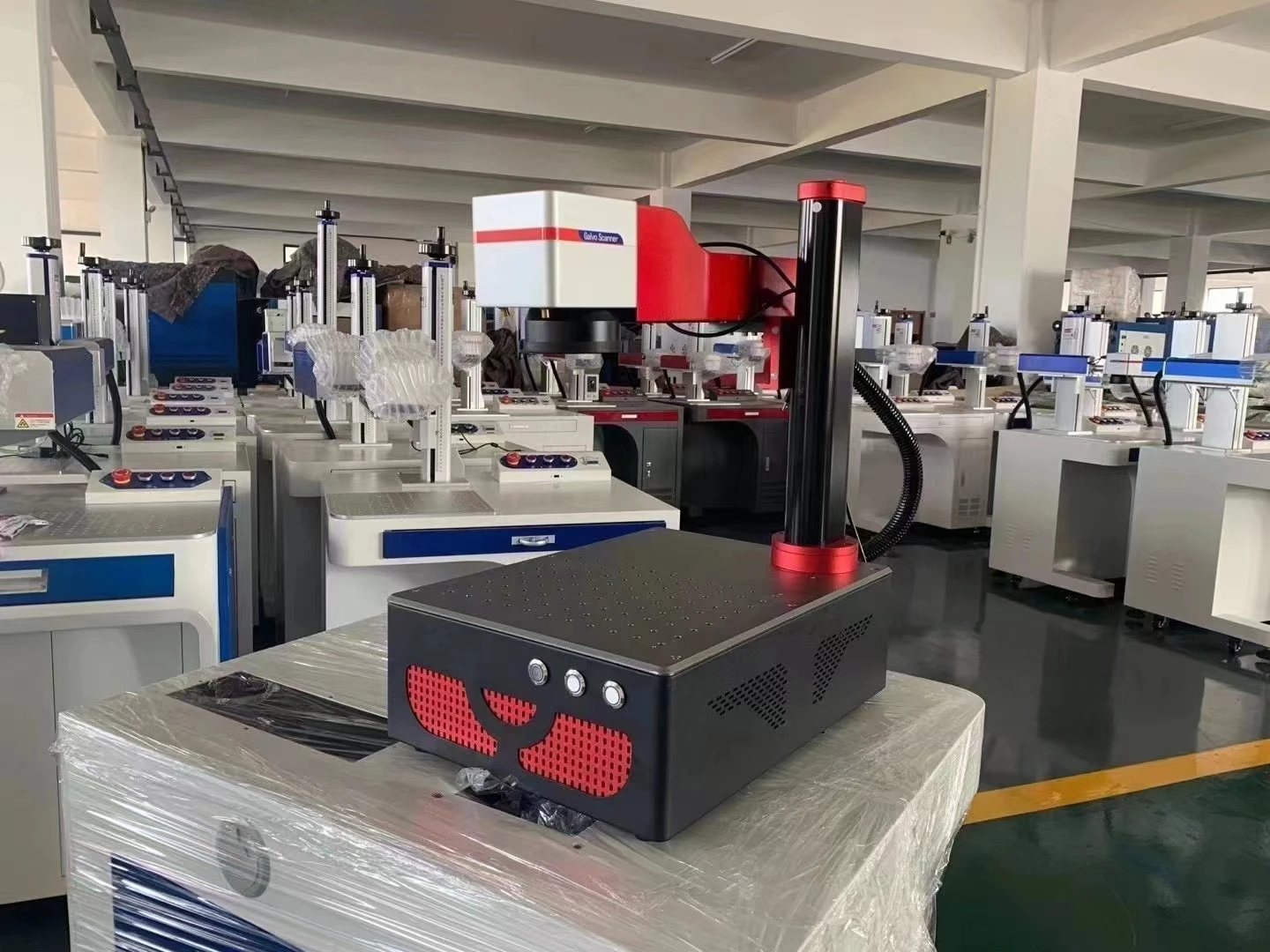 22kg Mini Laser Engraver 20w 30w For Marking Logo On Metal Jewelry ...