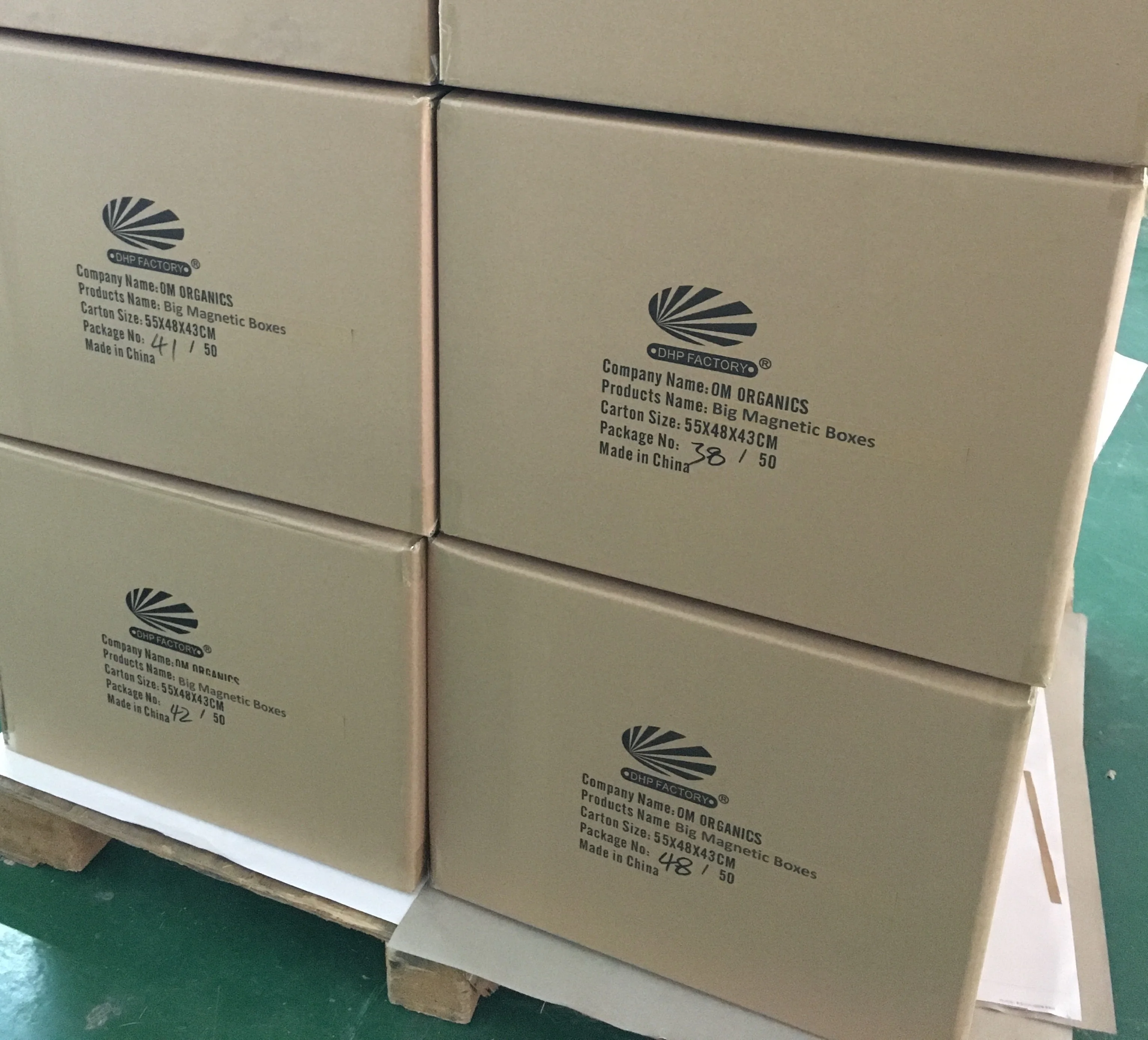 Custom Size Hard Corrugated Cardboard Printing Logo Black Kraft Paper ...