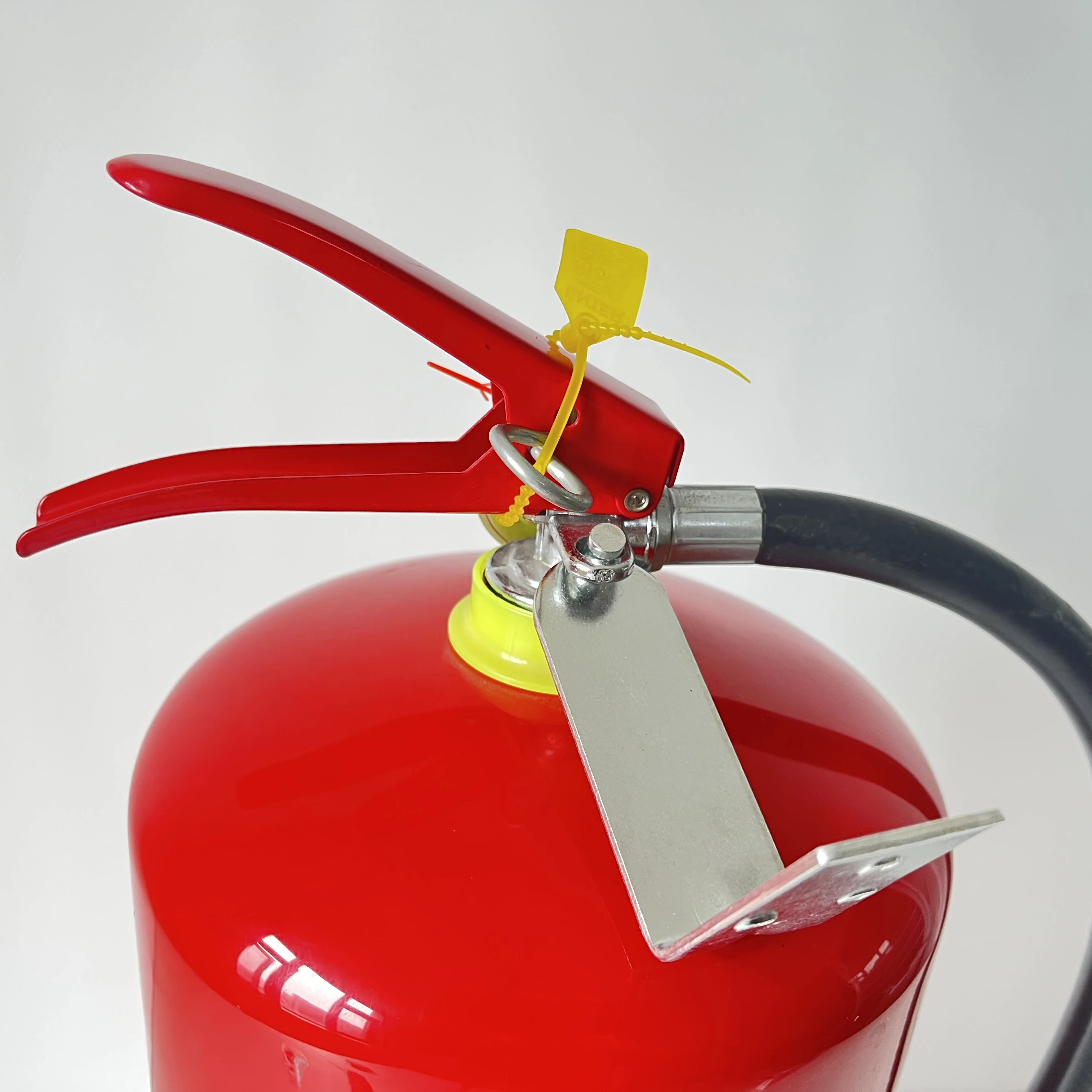 SAFETY PLUS General Type ABC Dry Chemical Powder Fire Extinguisher