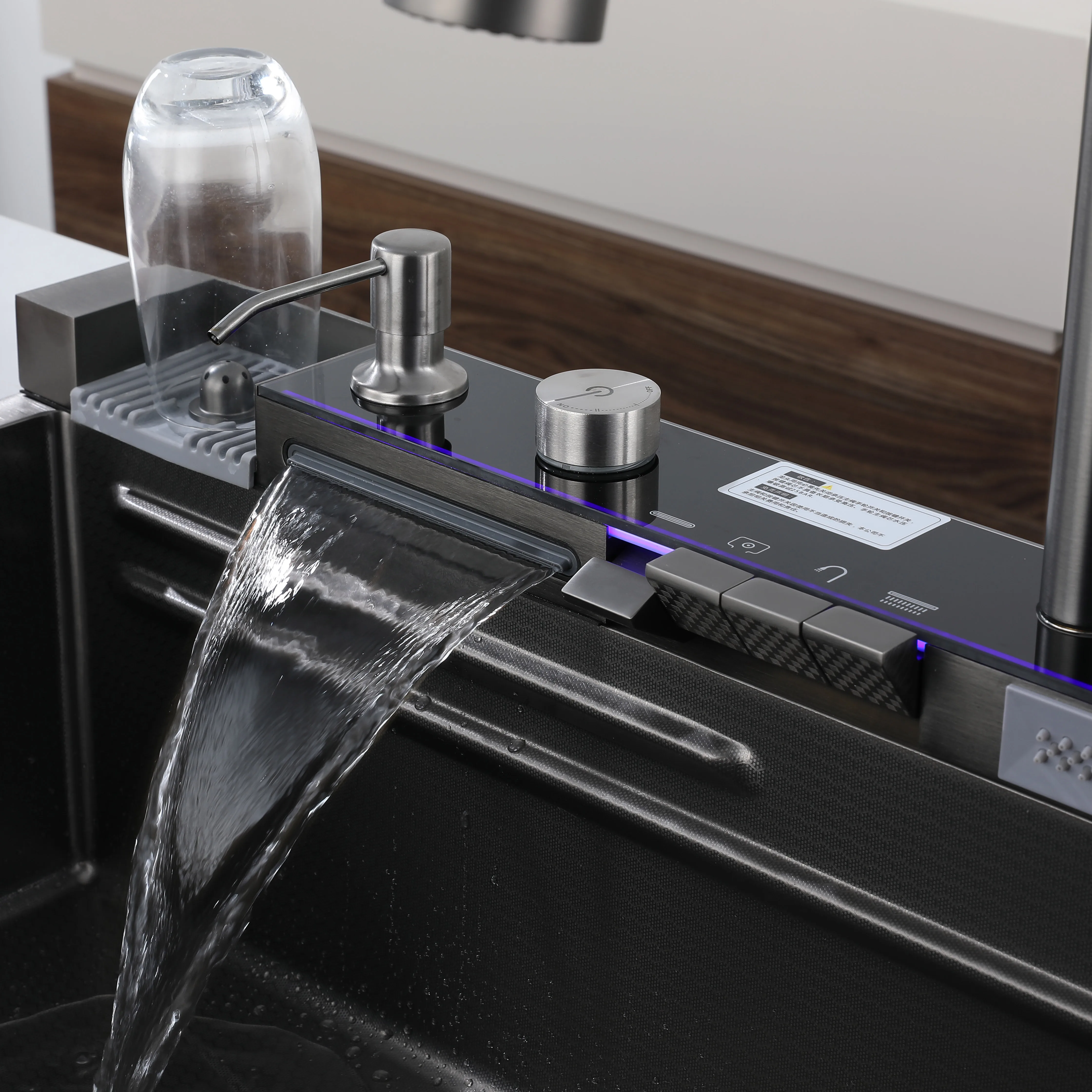 Alibaba.com: Intelligent stainless steel kitchen sink with LED light ...