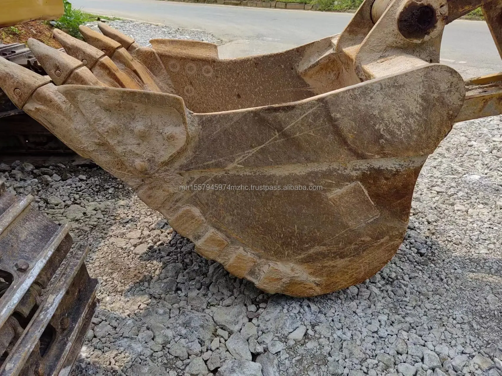 Japan Made Caterpillar Earth-moving Shovel 20 Ton Heavy Crawler ...