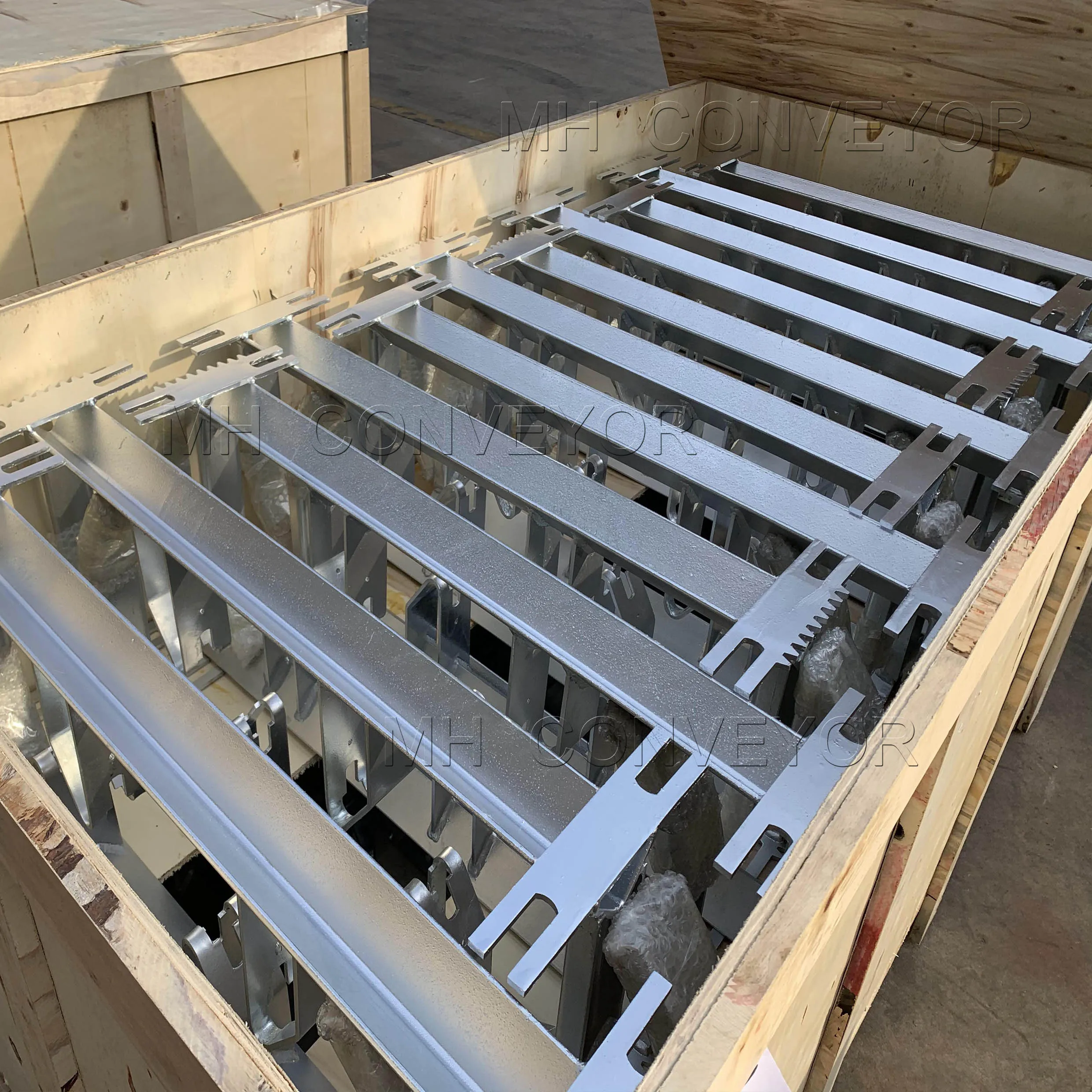 Belt Conveyor Carry Idler Frame Roller Support Frame - Buy Belt ...