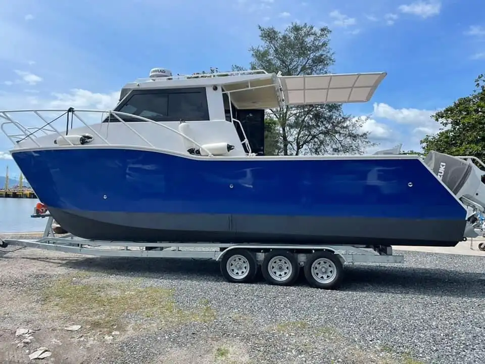 Welded Salt Water Offshore Twin Hull Alloy 8.8m Catamaran