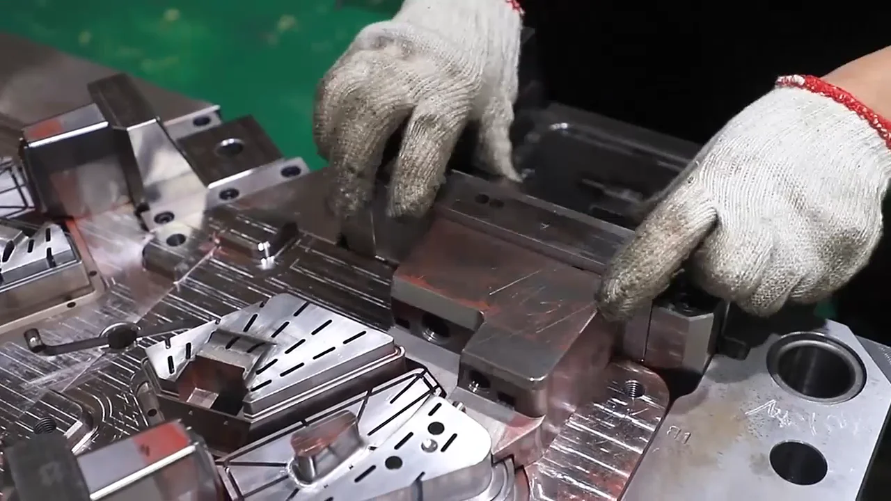 High Precision Acrylic Clear Plastic Moulding Products Maker Injection ...