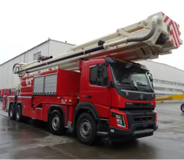 High-horsepower Fire-fighting Equipment Crawler Raise The Jet Fire ...