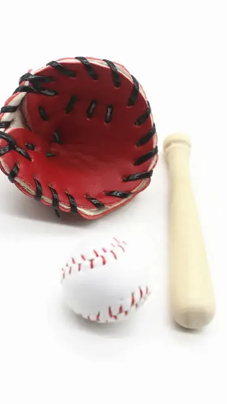Miniature Wood Baseball Bat Sport Simulation Dollhouse Decoration ...