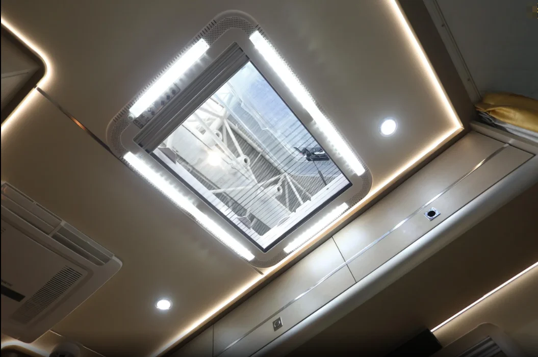 2023 Changan Fengjing Motorhome 4x4 2.4t 211 Hp L4 Family Caravan ...