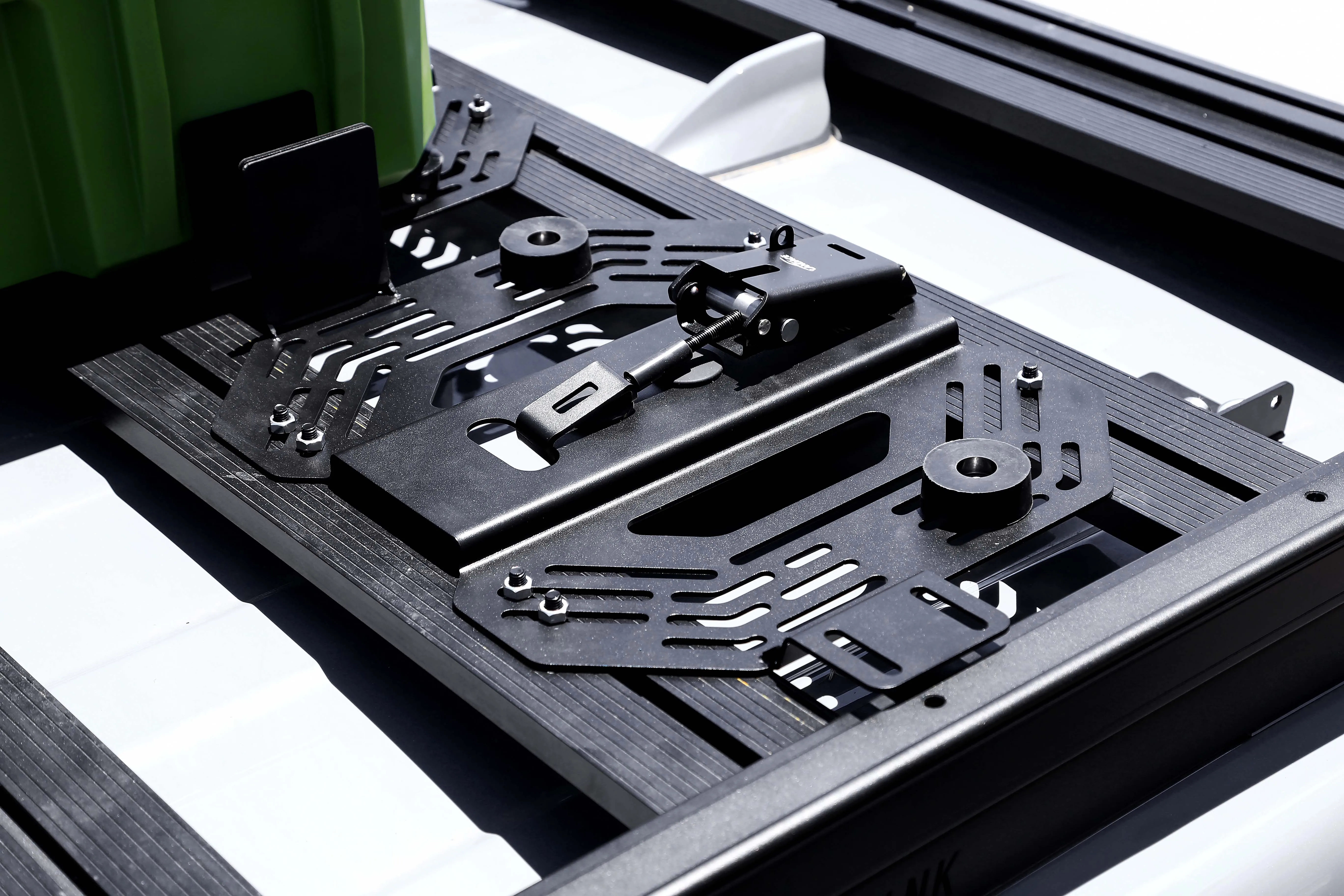 4x4 Accessories Stainless Steel Off Road Car Roof Storage Boxes Roof ...