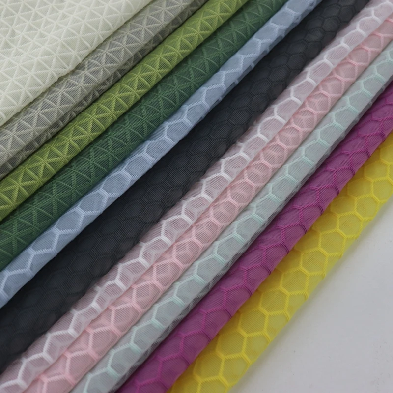 160-220gsm 3d Space Mesh Fabric Sandwich Mesh Fabric For Home Textiles ...