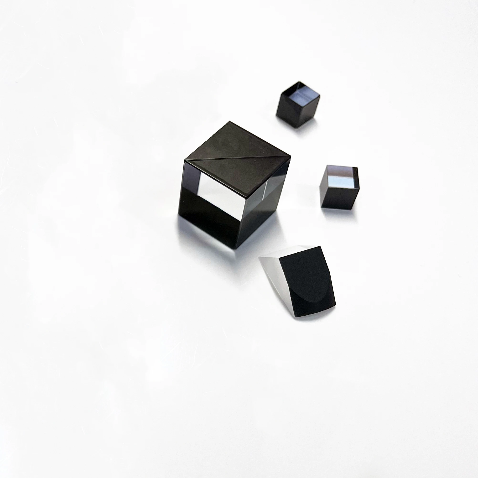 Customized Optical Prism Many Types Optical Glass Prisms For Biomedical ...