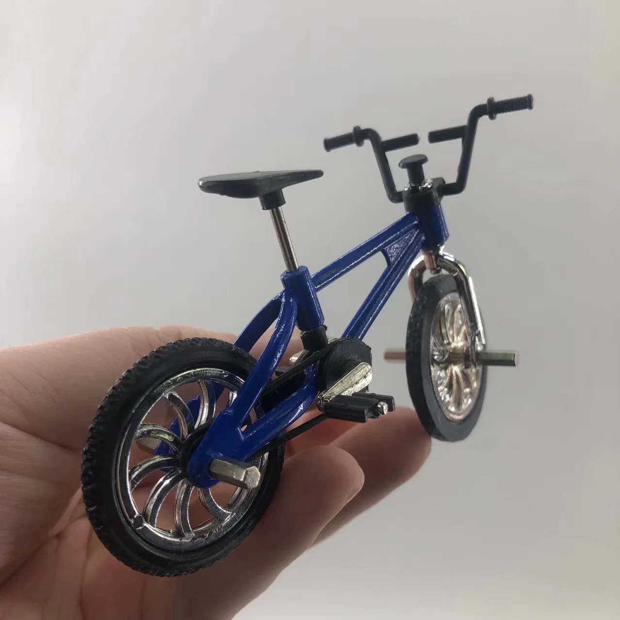 Finger Bike Mini Alloy Scooter Fingertip Cool Balance Bicycle Children ...