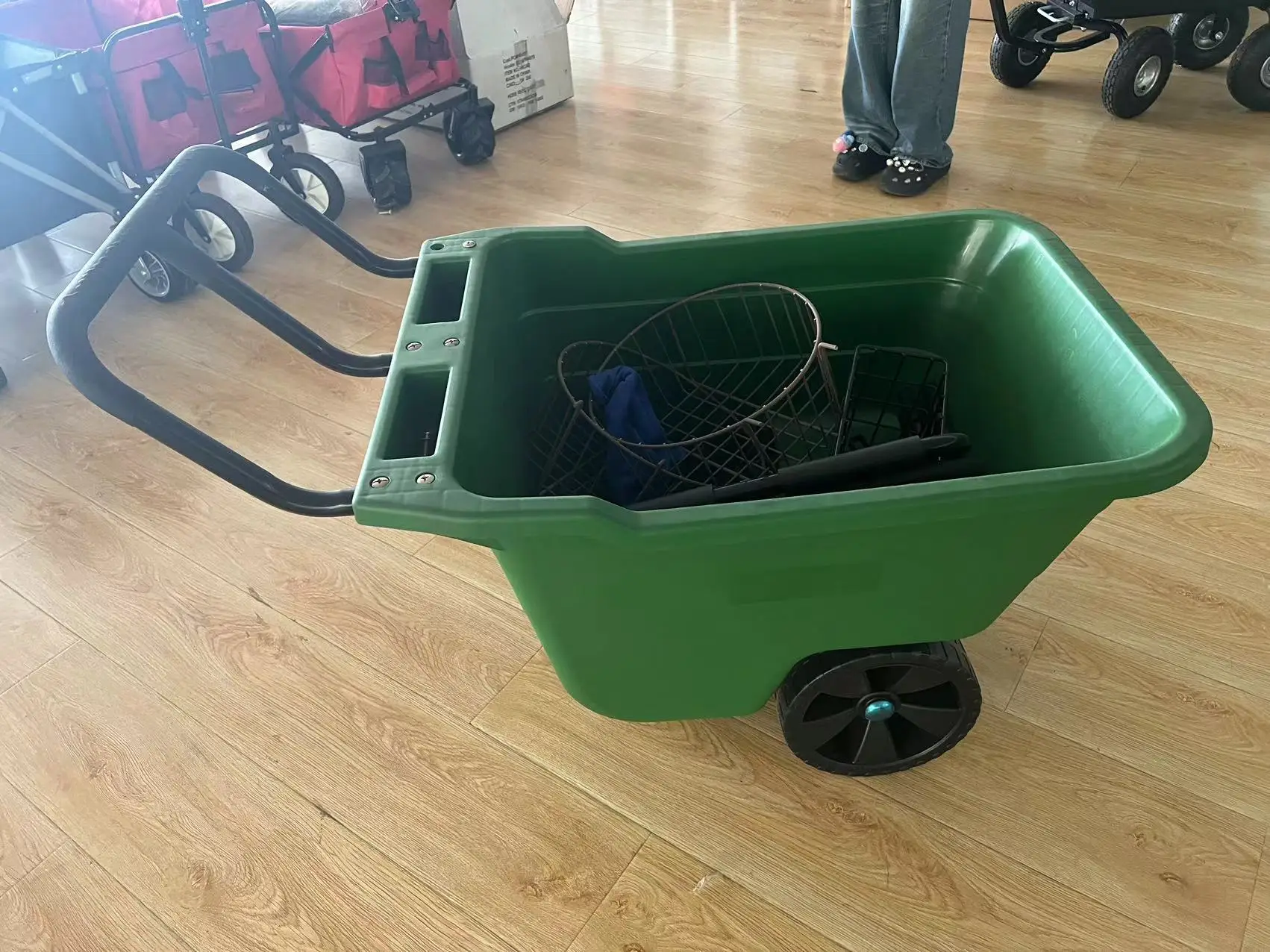 Customizable 150kg Plastic Dump Trailer Cart with Solid Rubber Wheel ...