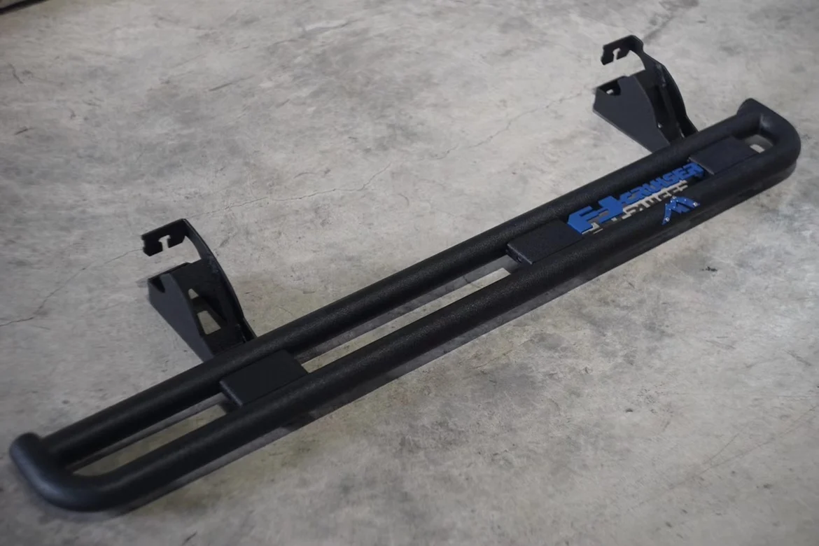 Nerf Bars Running Boards for Toyota FJ Cruiser - Durable & Stylish