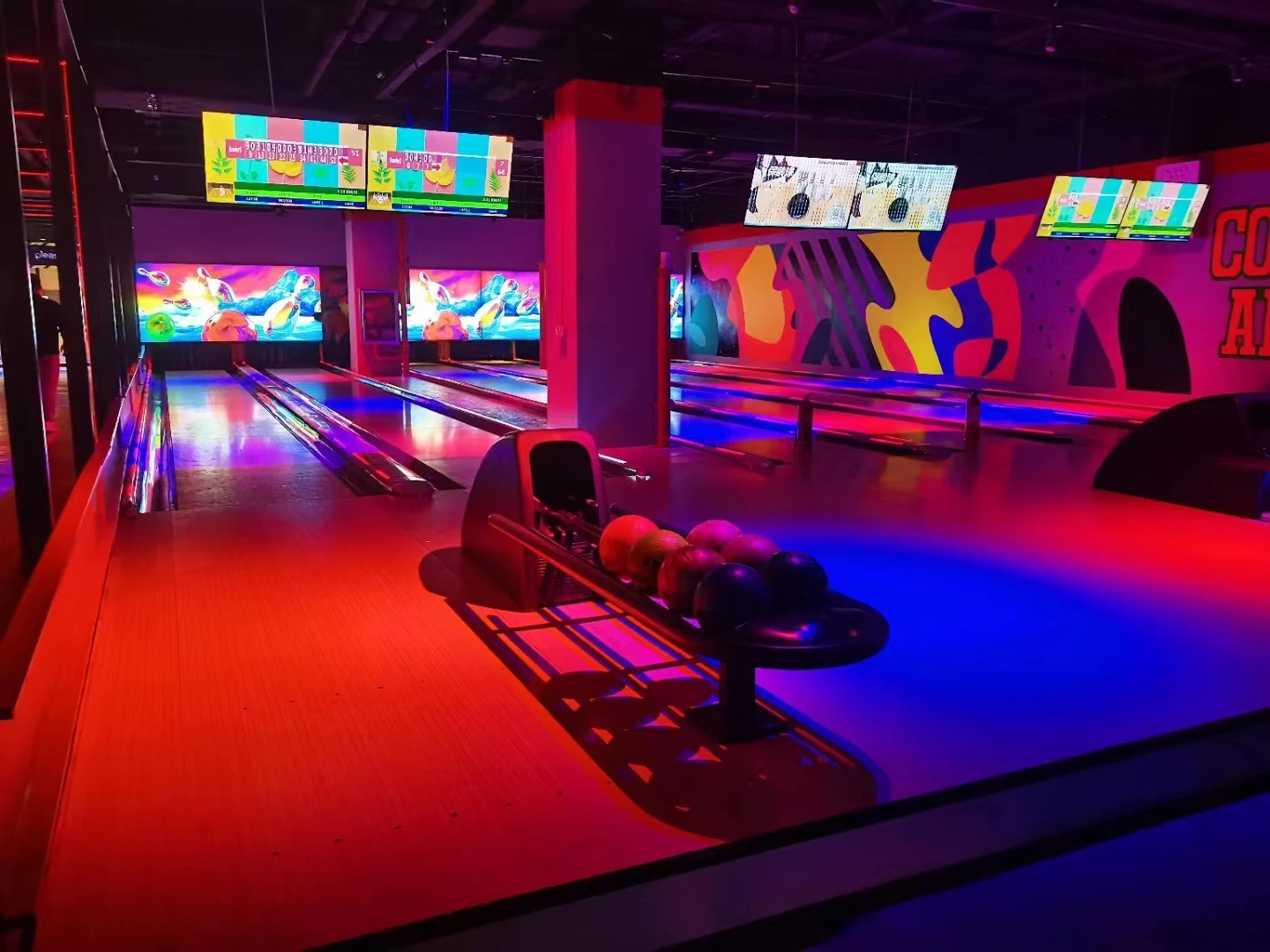 High Quality Commercial Console Arcade - Adult Bowling Machine