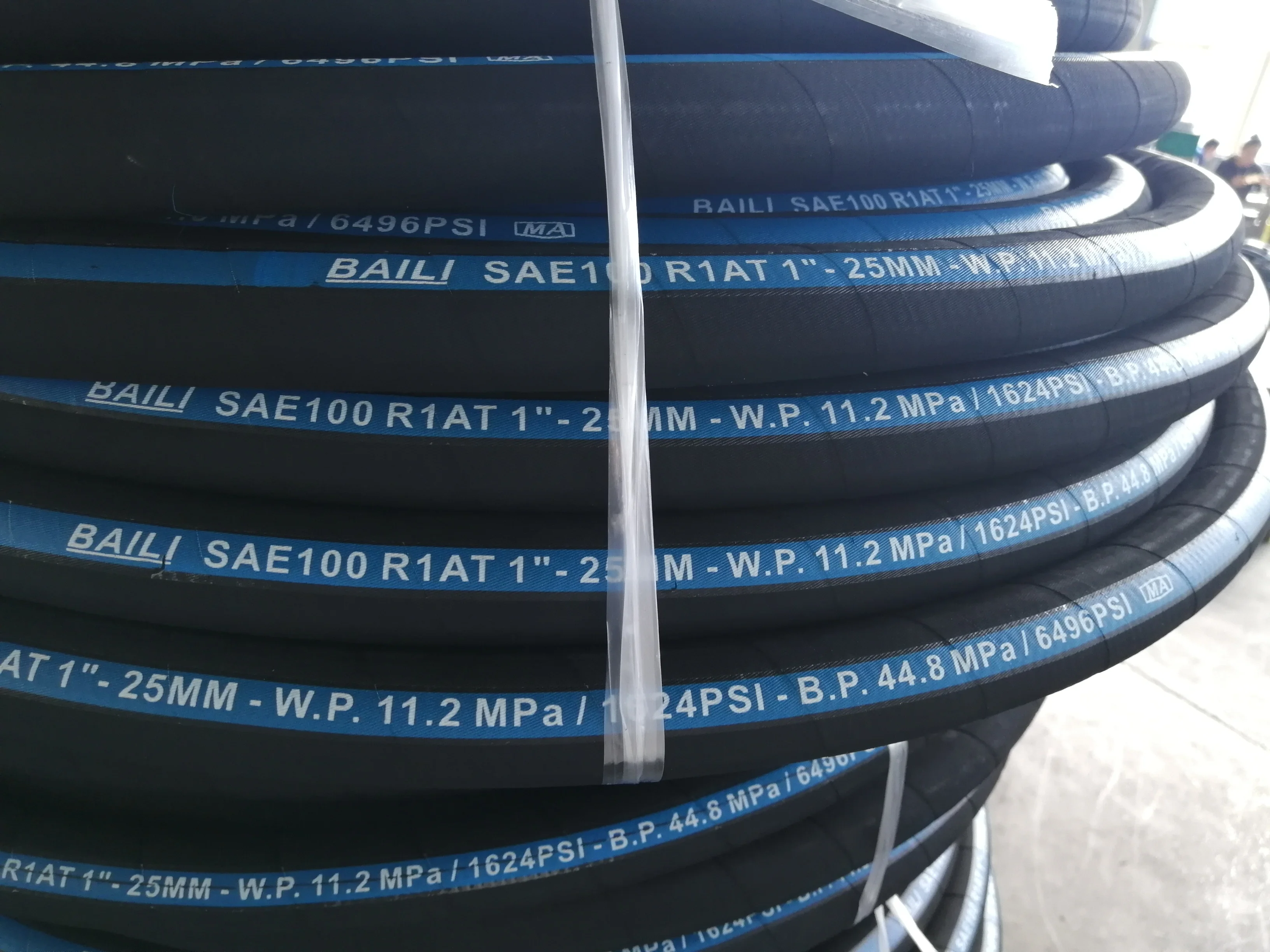 Super Factory Tractor Flex Wire Sae 100 R1 R2 At 1sn Flexible Braided ...