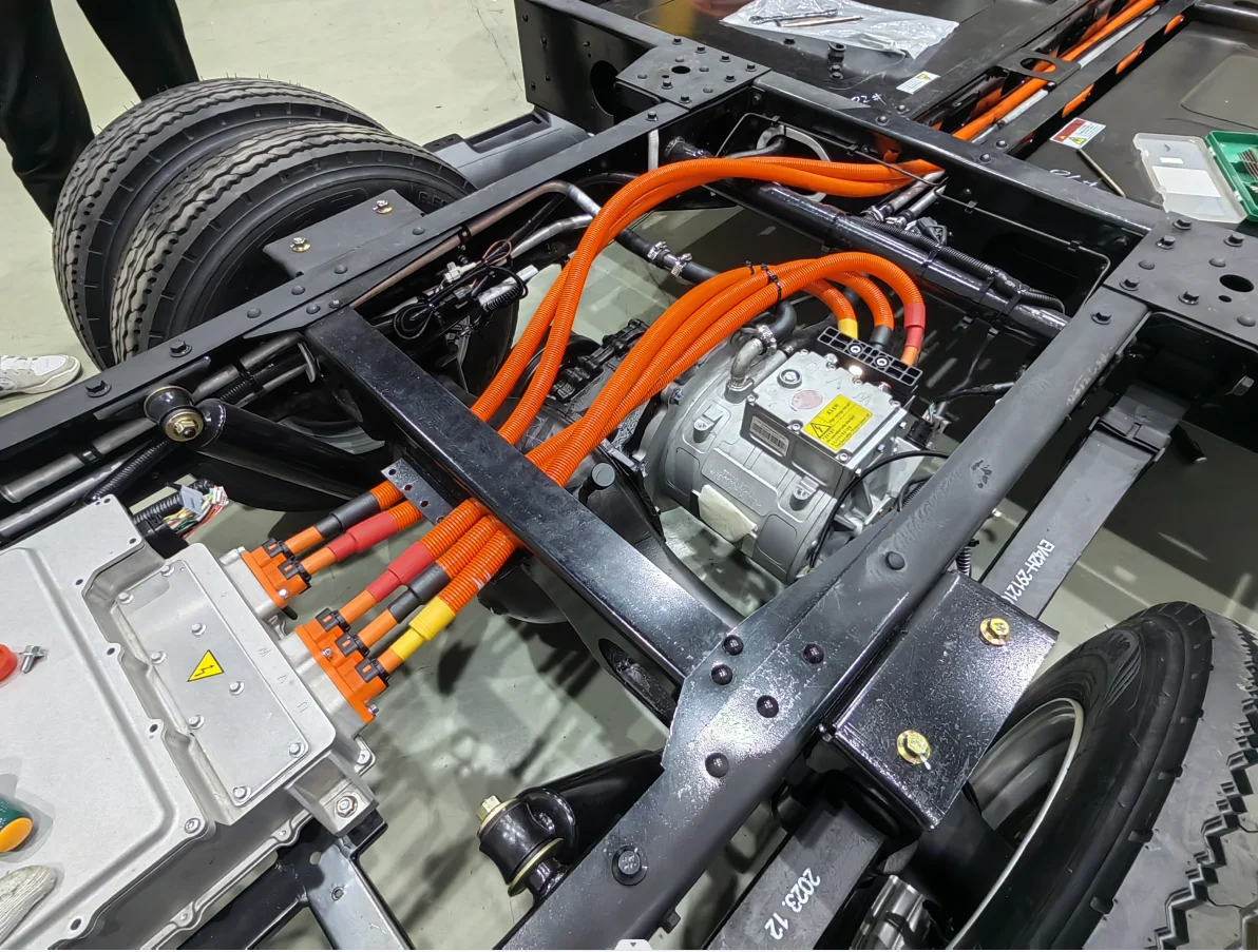 Brogen Ev Chassis Cargo New Ev Project 5.8ton 6m Truck Electric Chassis ...