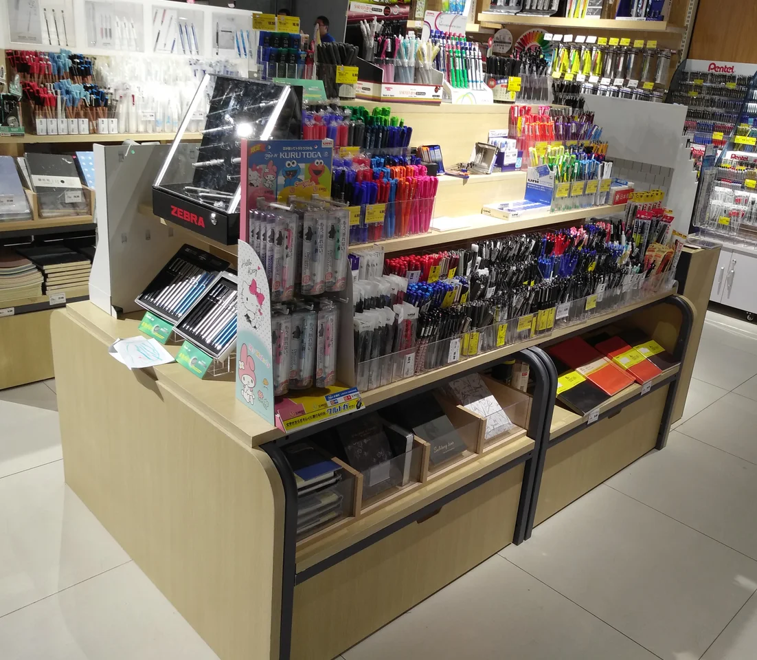 Customized Book Shelves - Stylish & Functional Solutions