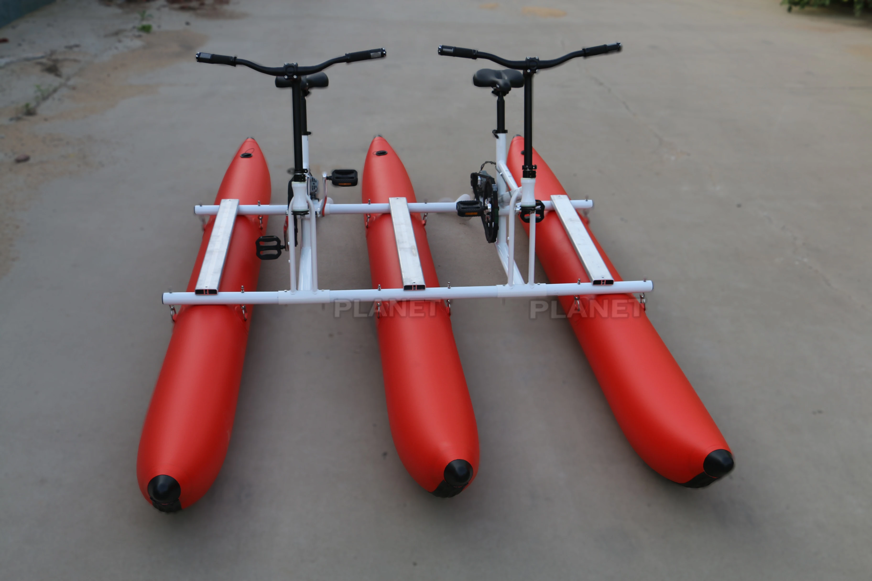 Water Play Equipment Pontoon Inflatable Water Pedal Bike Riding Tube ...