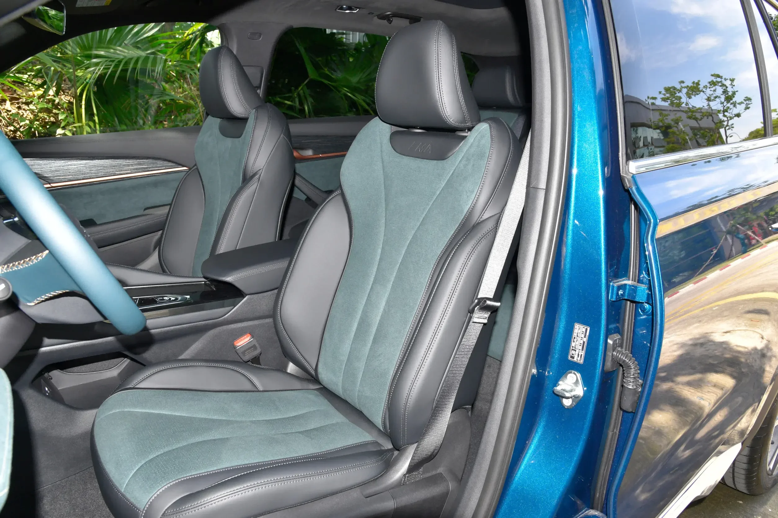 Geely Xingyue L Raytheon Hi F New Energy Car Geely Monjaro Hybrid 2022 ...