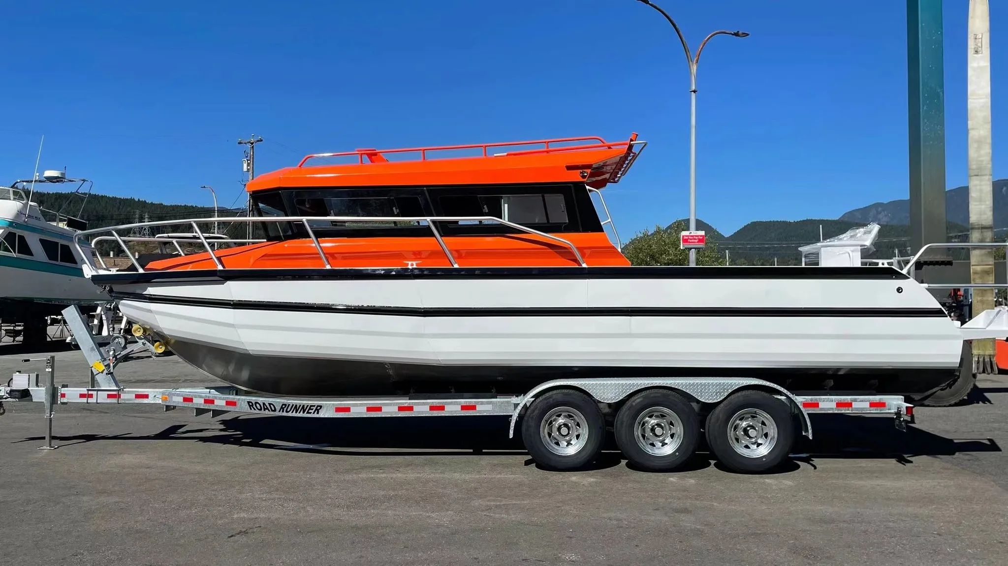 30FT Luxury Yacht - Gospel Boat E900 for Sale & Charter