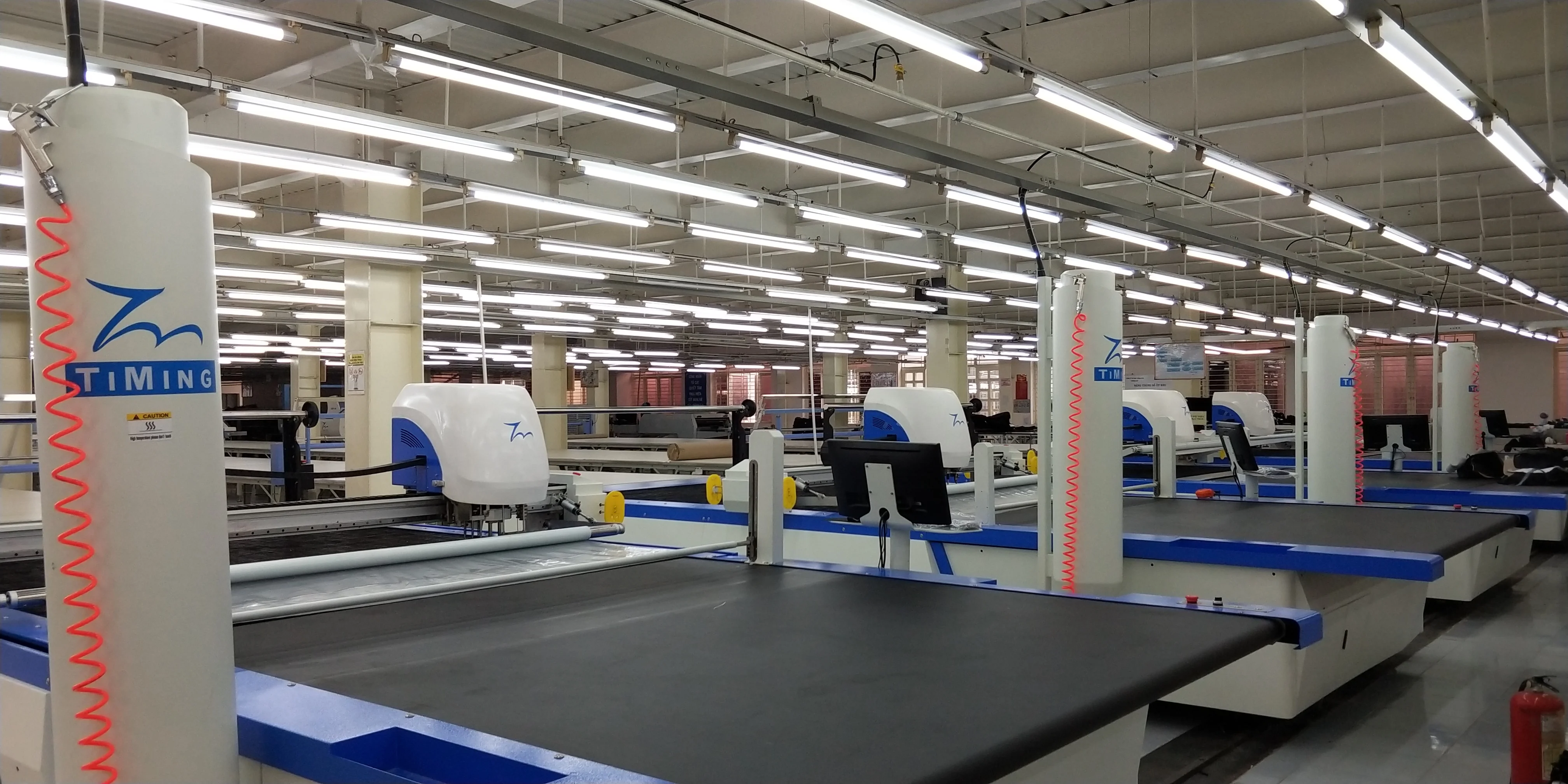 TM Automatic Textile Cutting Table for Fabric Industly| Alibaba.com