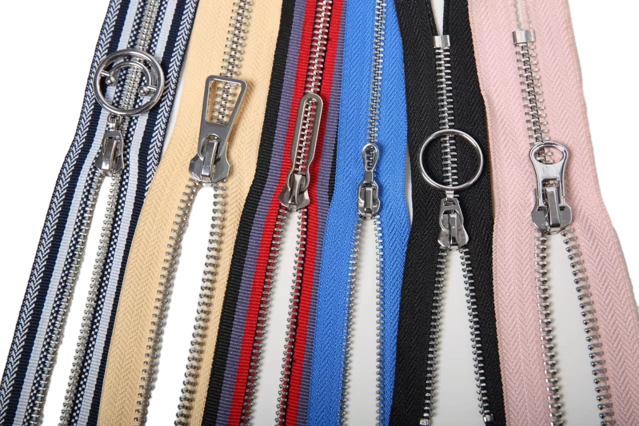 High Quality Durable Custom Metal Zipper Gold Teeth Zinc Alloy Open Type Clothing Accessories ...