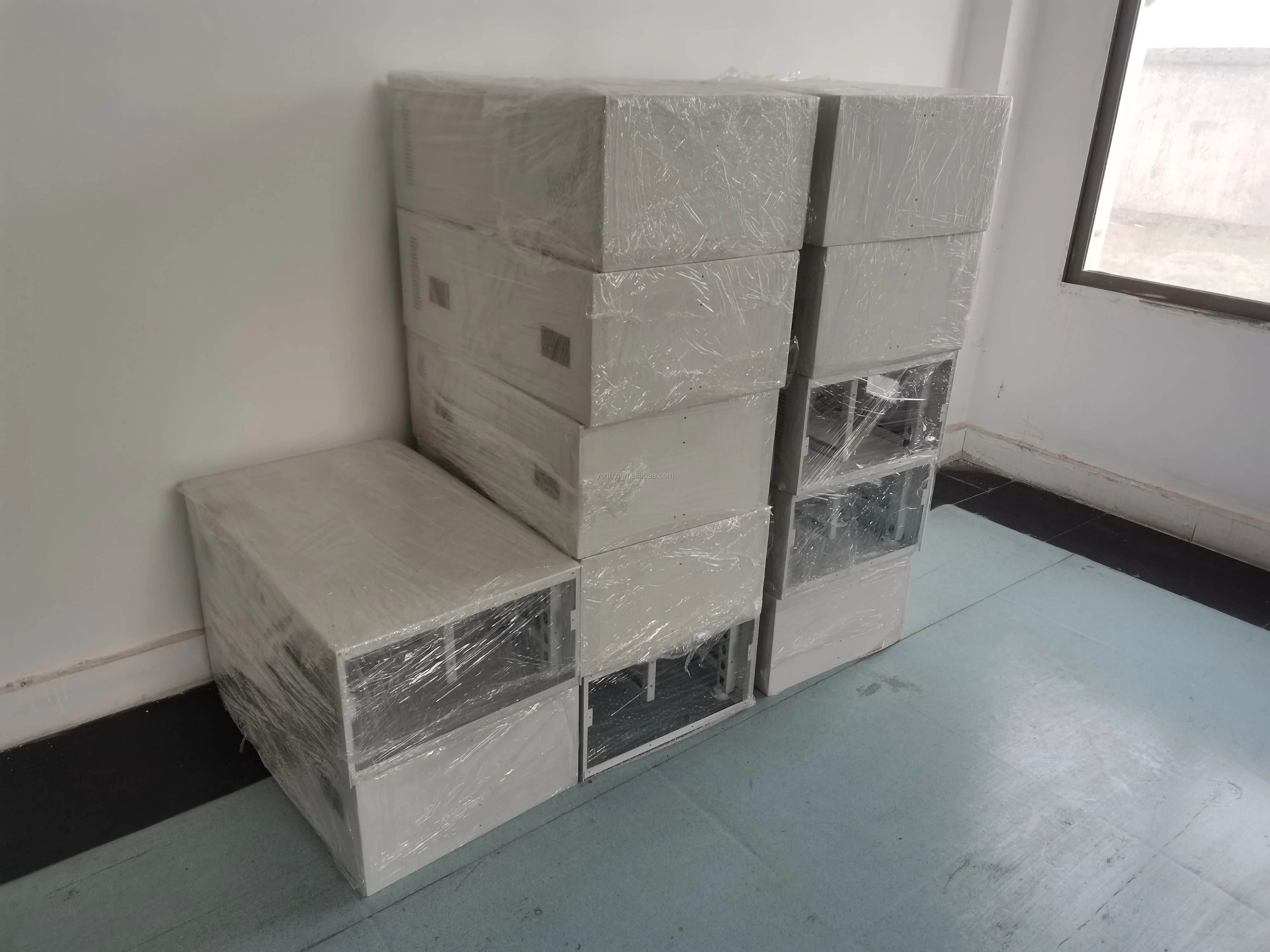 Battery Combiner Box 280ah - Energy Storage Solution