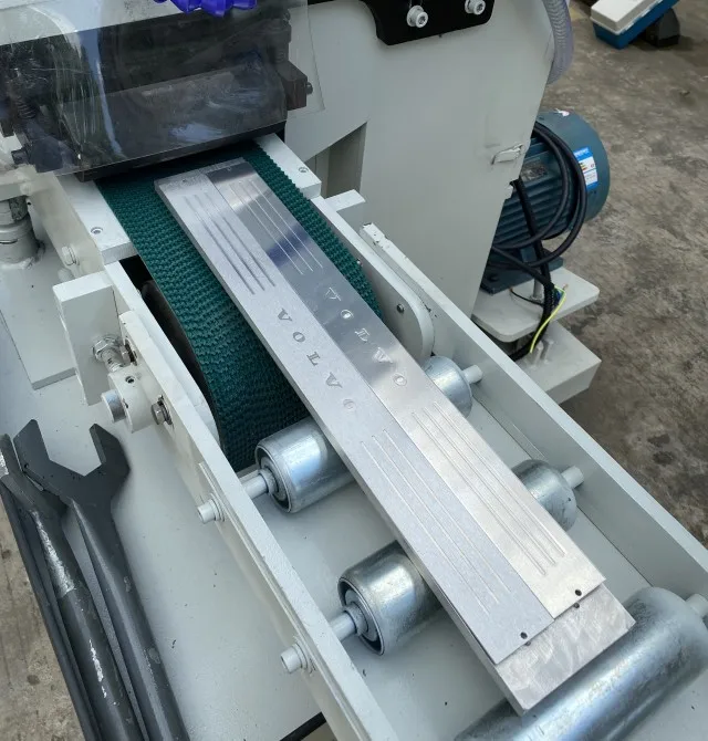Sheet Metal Polishing Sheet Metal Deburring Sanding Machine With Long ...