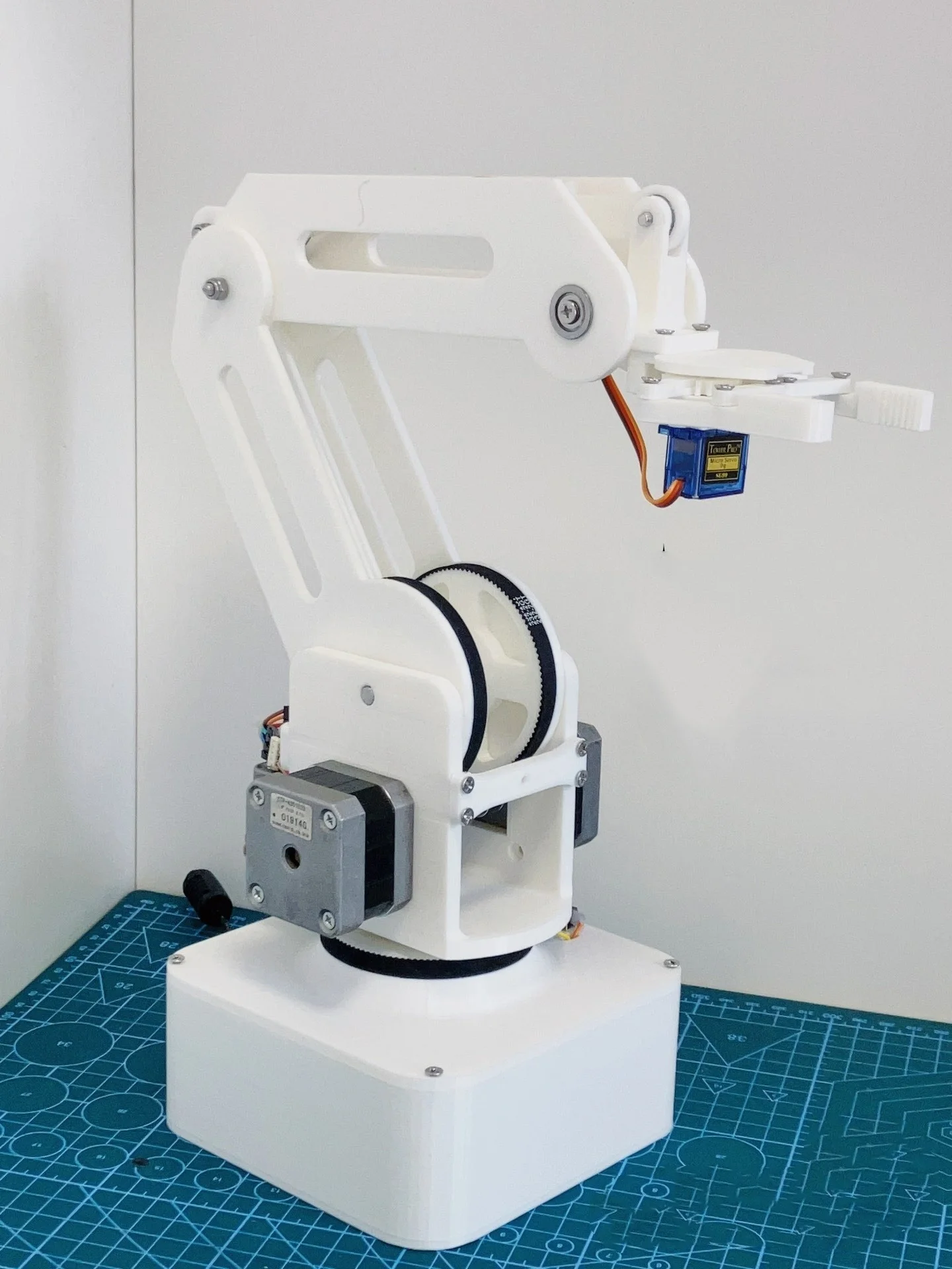 DIY 3D Printed Robotic Arm Kit Compatible with Arduino for Hobbyists ...