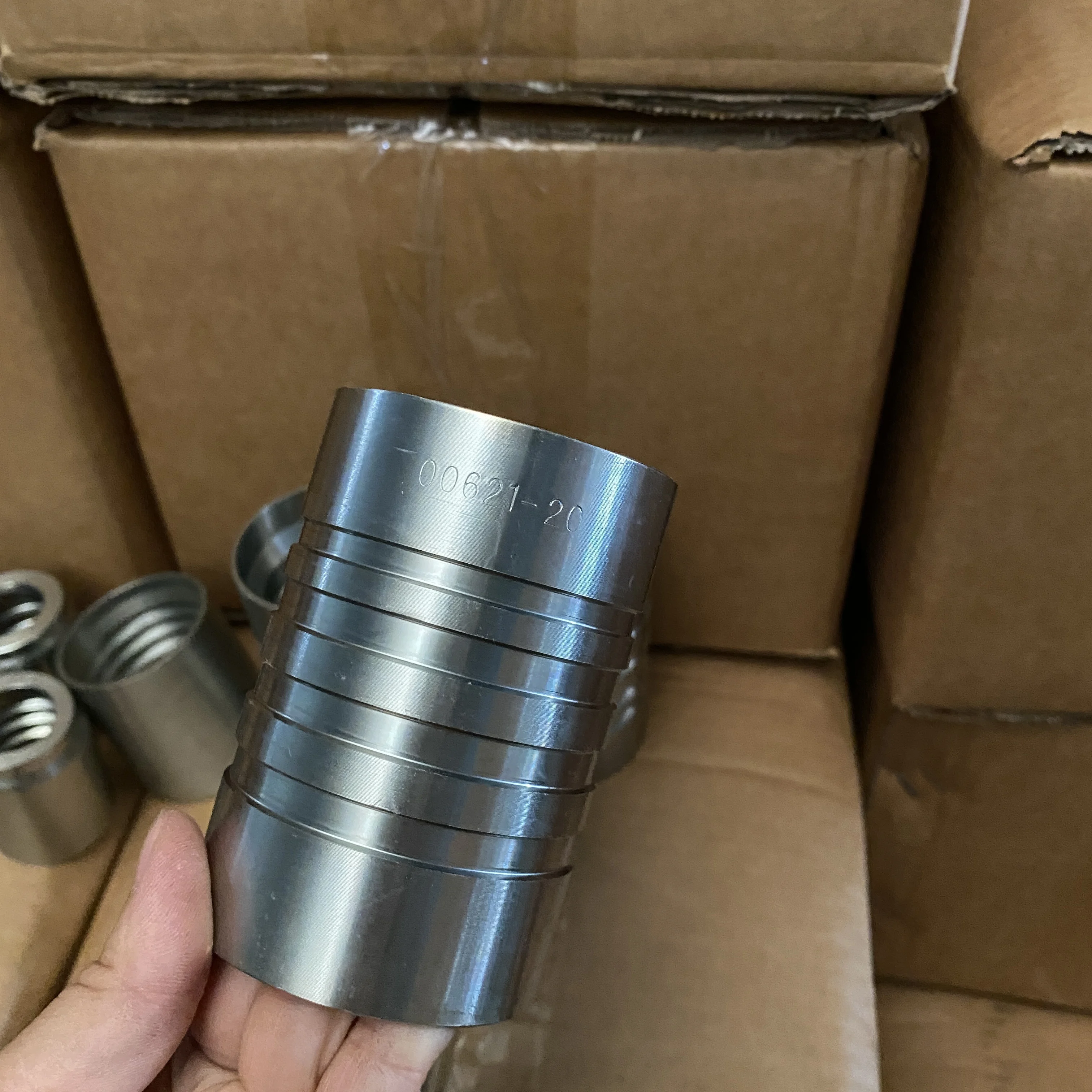 Hydraulic Crimp Hose Ferrule Hose Fitting 03310 For 2sn Hose - Buy Hose Fittings Connector ...