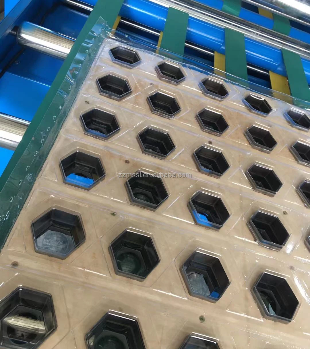 High Efficiency Pizza Box Corrugated Paper Die Cutter