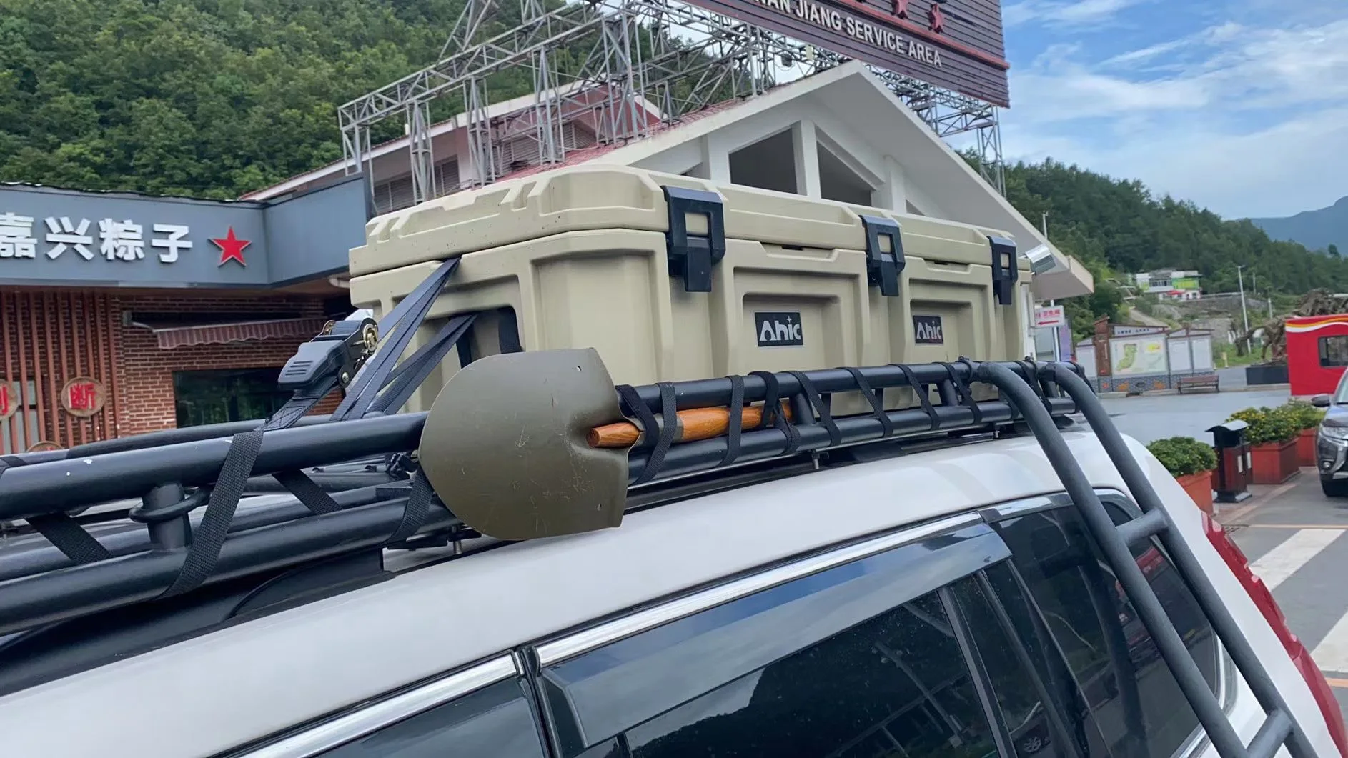 Heavy Duty Oem Customized Roof Box Car Roof Trunk 110l Car Roof Boxes ...