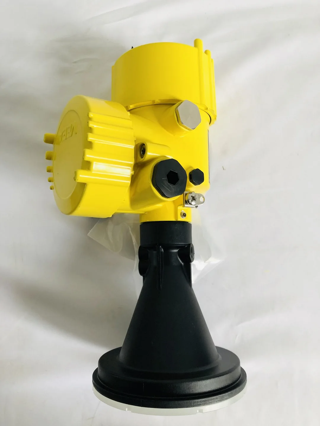 ABB MT5000 Series - Precision Level Measurement Solutions